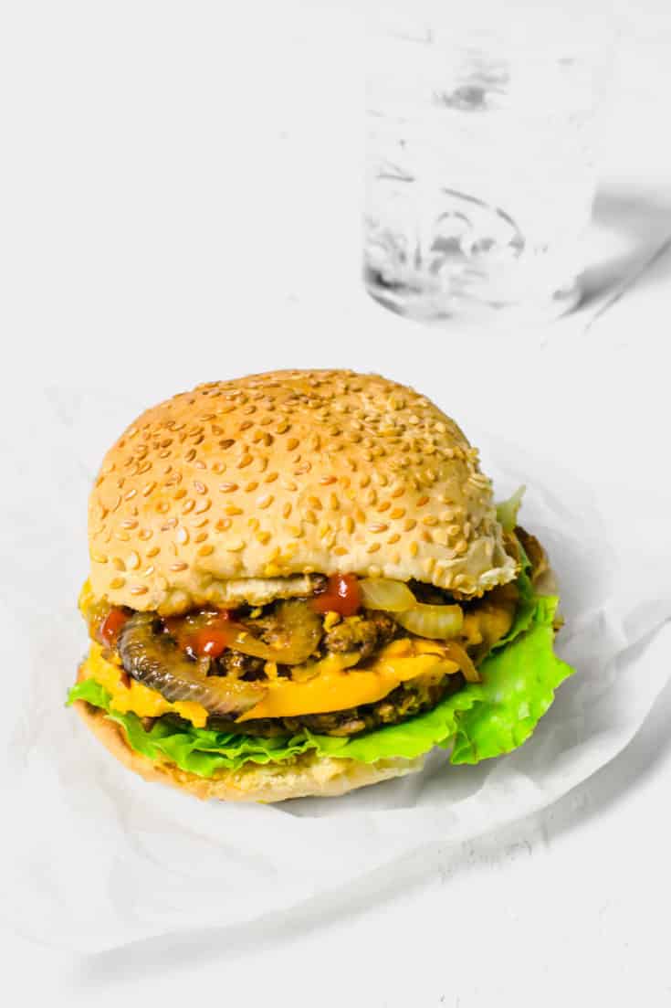 Five Guys Burger Recipe | Fakeaway Cheeseburger | Hint Of Helen