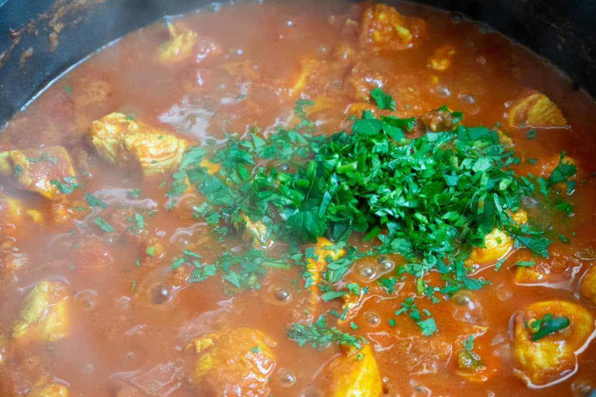 Chicken Balti Recipe | Restaurant Style | Hint Of Helen