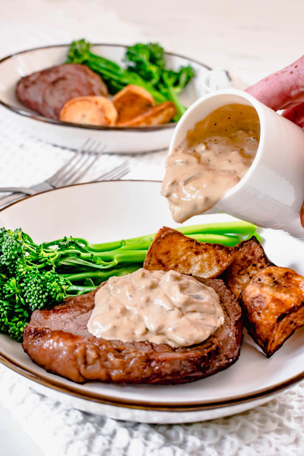 Easy Peppercorn Sauce Recipe (No Alcohol) | Hint Of Helen