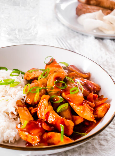 Low FODMAP Ginger Chicken Rice Bowls Recipe | Hint Of Helen
