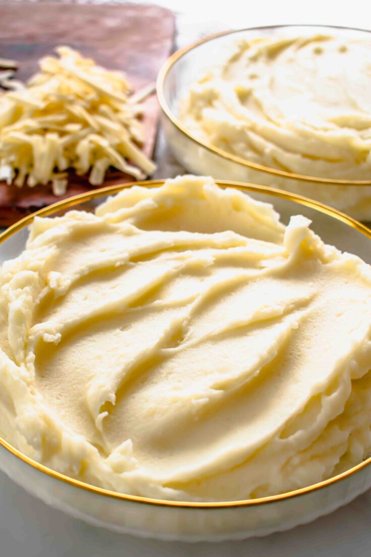 Easy Cheddar Cheese Mashed Potatoes | Hint Of Helen